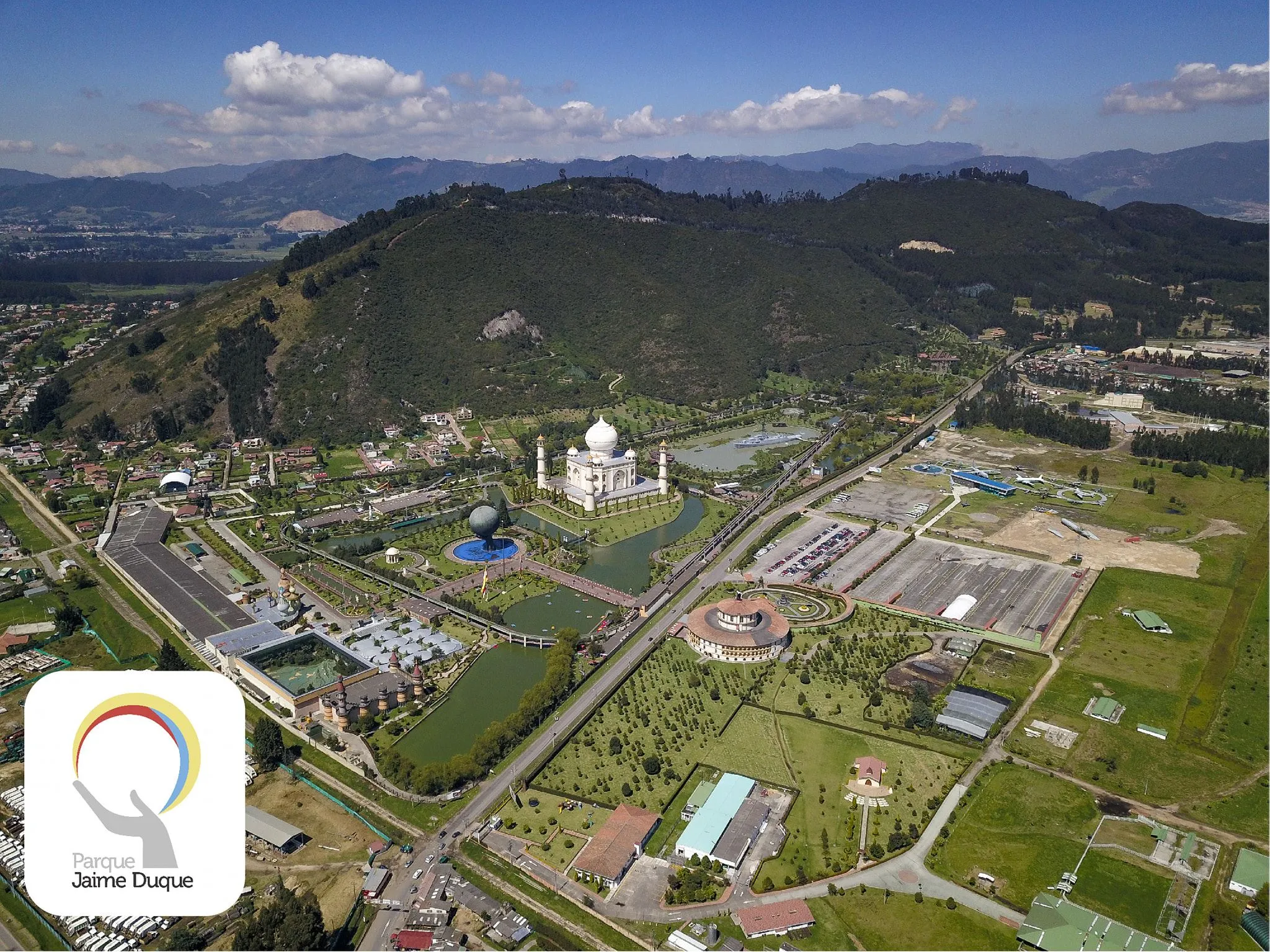 Salida Grupal: Parque Jaime Duque | Planes Turísticos LivingCol